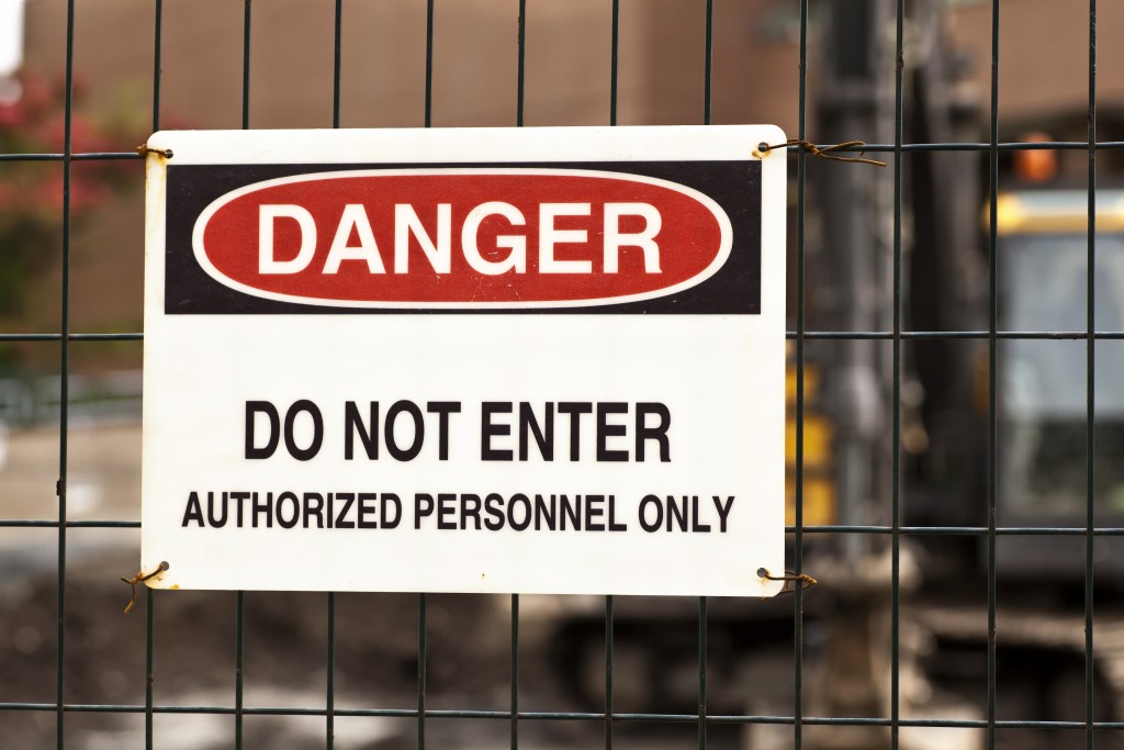 Tips to Keep Loading Zones Safe | Producers Hybrid